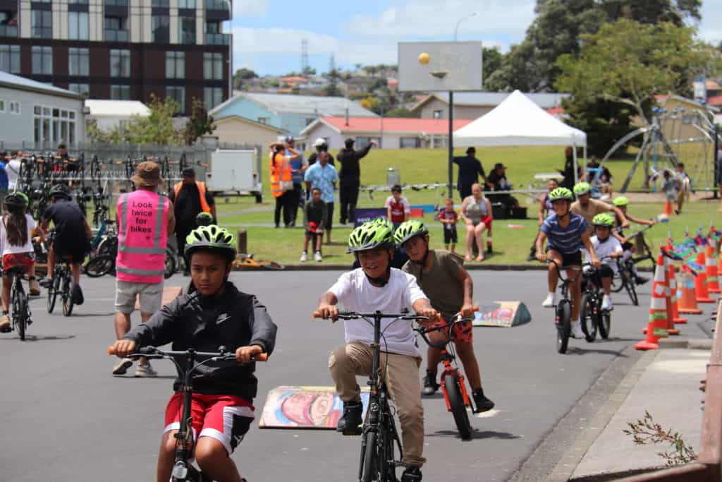 Western Springs Park Perfect Family Day Out | Auckland for Kids