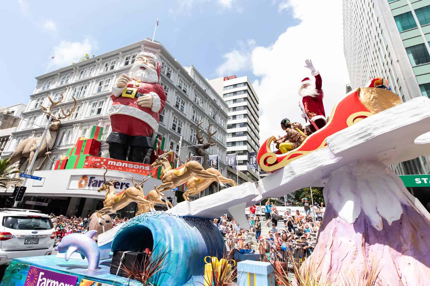 2023 Farmers Santa Parade | Auckland for Kids