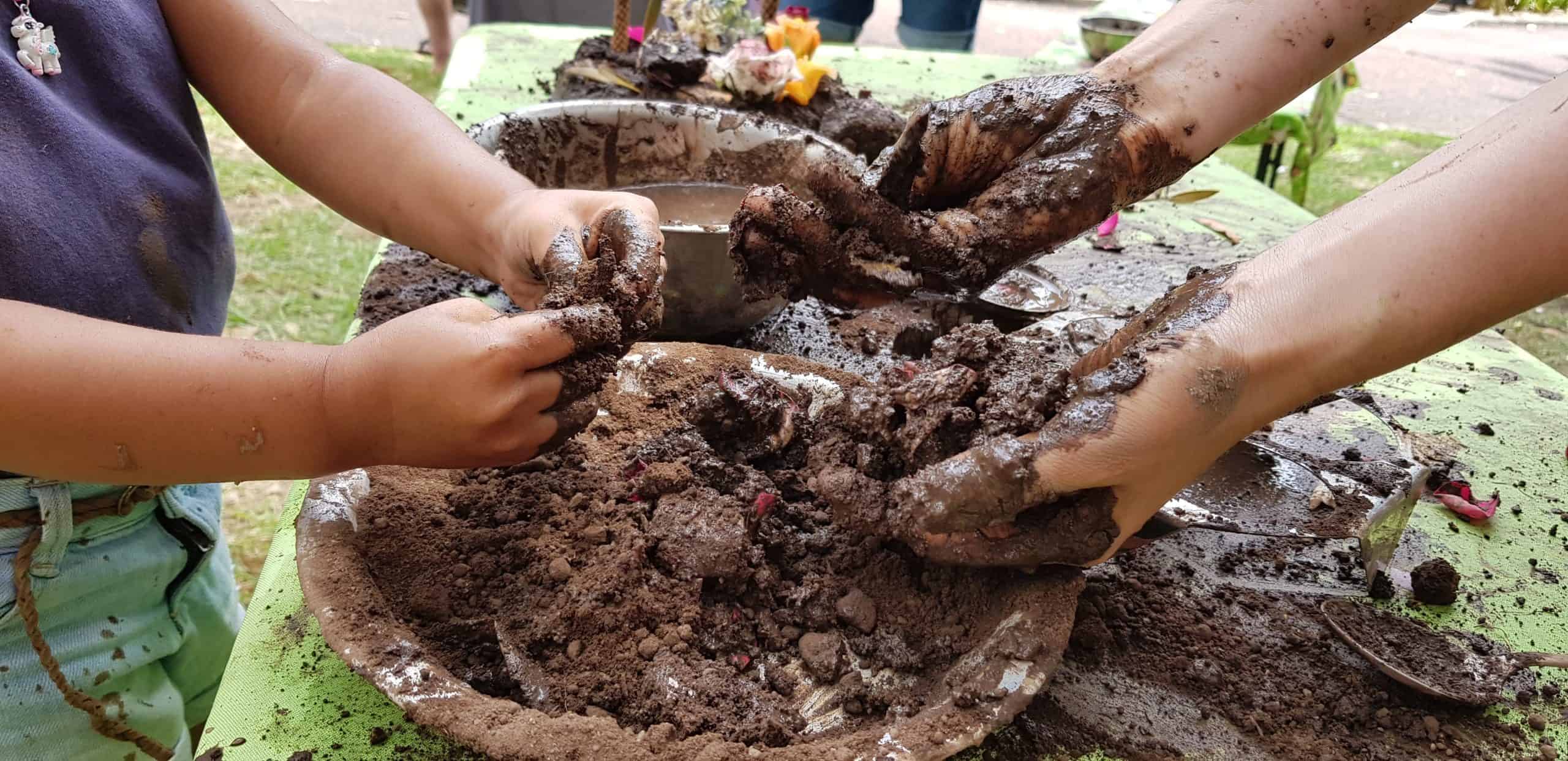 Giant Mud Pie Kitchen, Kell Park | Auckland for Kids